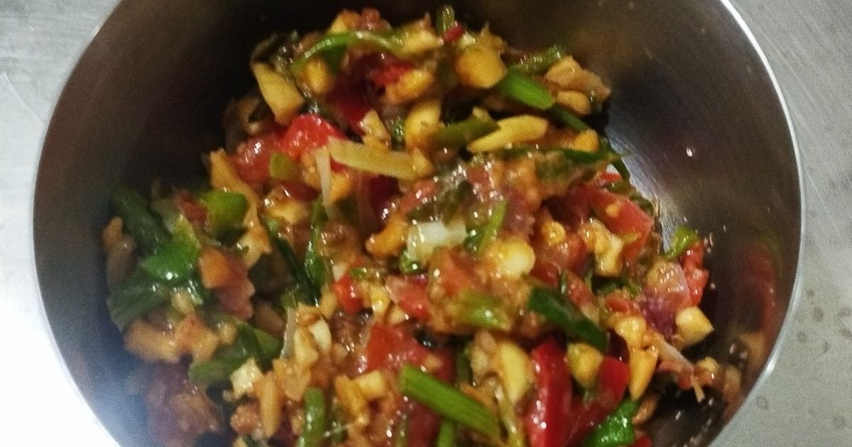 Green Garlic Chutney Recipe by Preeti V. Salvi - Cookpad