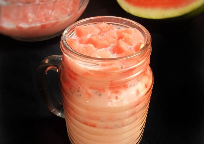 Resep Es Semangka Susu Selasih oleh Heny Rosita - Cookpad Resep Es Semangka Susu Selasih oleh Heny Rosita - Cookpad