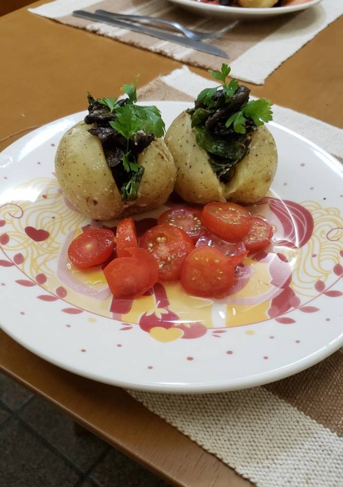 Batata recheada com cogumelos, couve e cream cheese Receita por ...