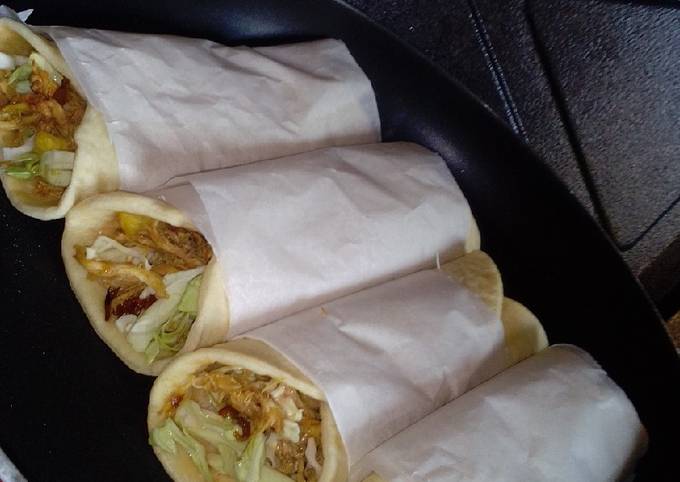 Chicken shawarma girki daga Ummu_Zara - Cookpad