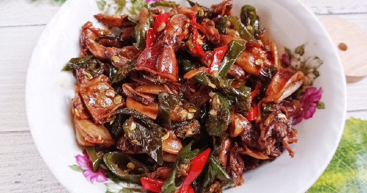 Resep Oseng Lombok Ijo Cumi Asin oleh Herliani - Cookpad