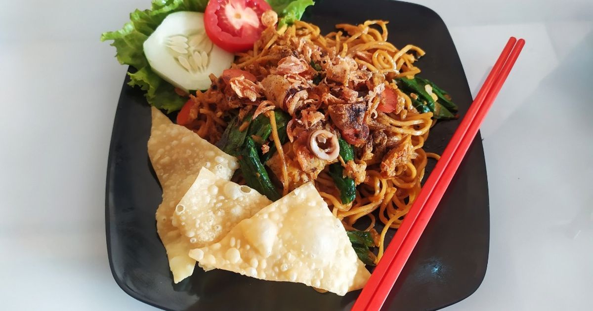 Resep Resep Mie Goreng Cumi Pedas oleh Mama Azka Kitchen - Cookpad