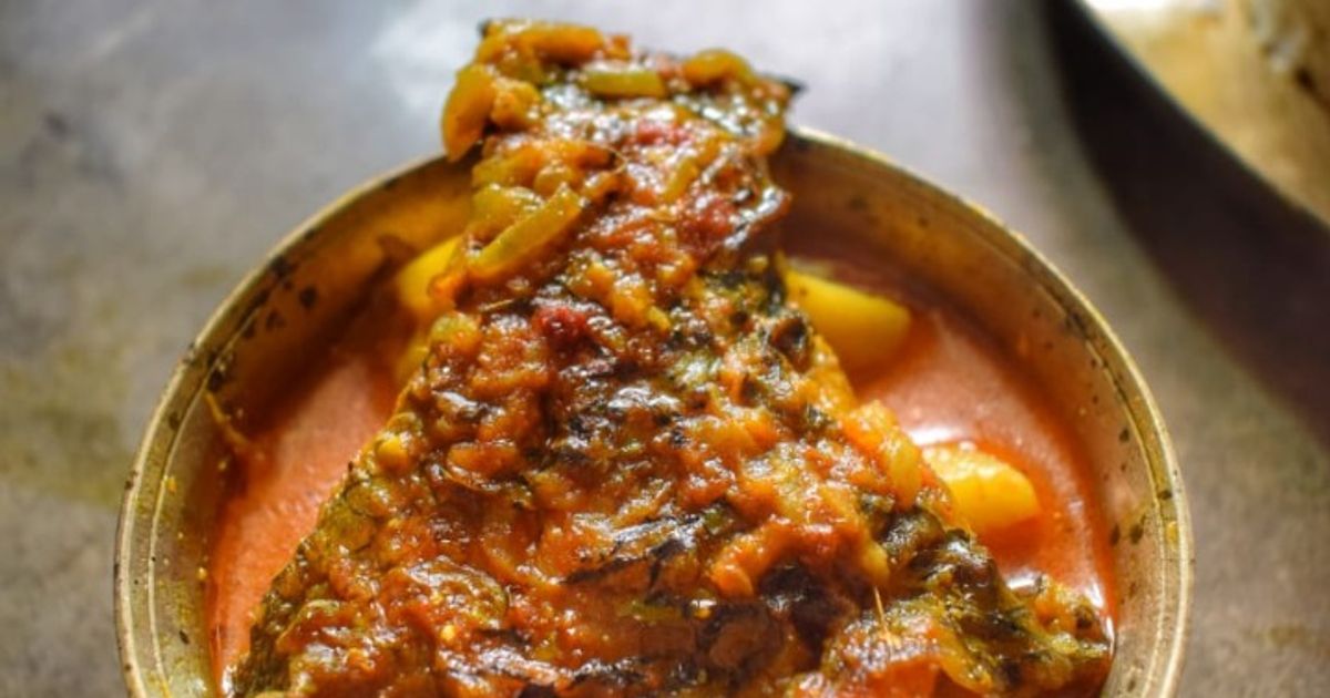 Katla Mach Er Spicy Jhol Recipe by Mrinal pal - Cookpad