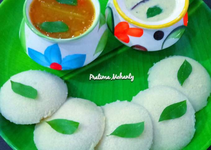 Idli Restaurant Style Recipe by Pratima Mohanty - Cookpad