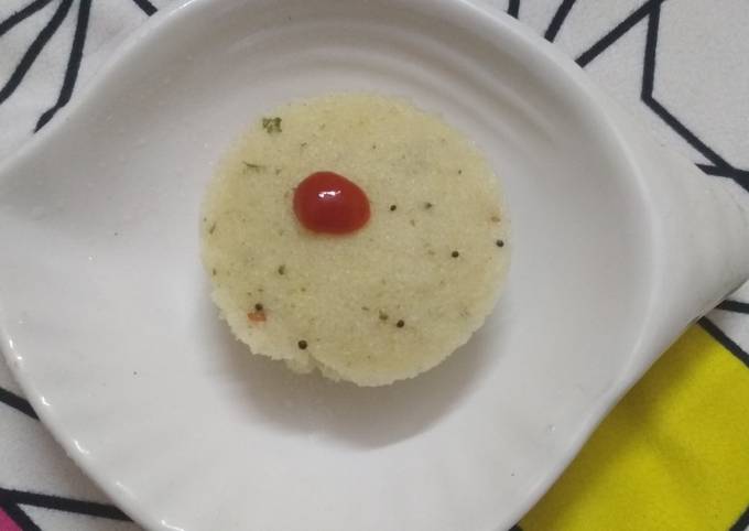 Rava idli Recipe by Seema Batra - Cookpad
