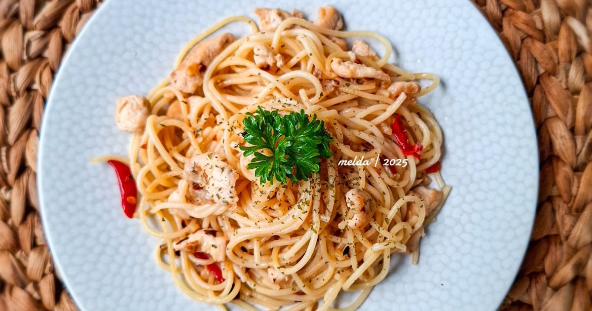 Resep Pasta Aglio Olio oleh melda yanti - Cookpad