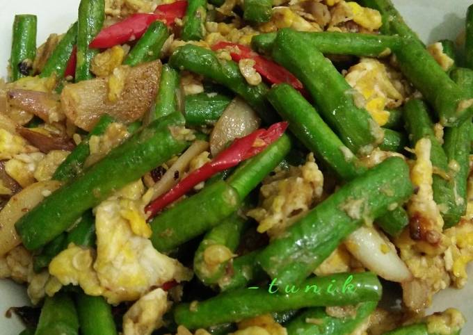 Resep 59. Orek Telur Kacang Panjang oleh tunik 🍀 - Cookpad