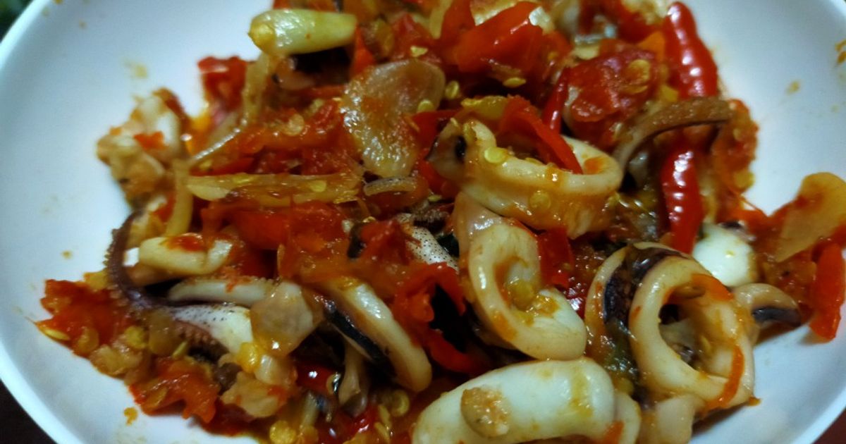Resep Sambal Cumi Pedas (Mudah Dibuat Sendiri) oleh Siti Nafingah - Cookpad