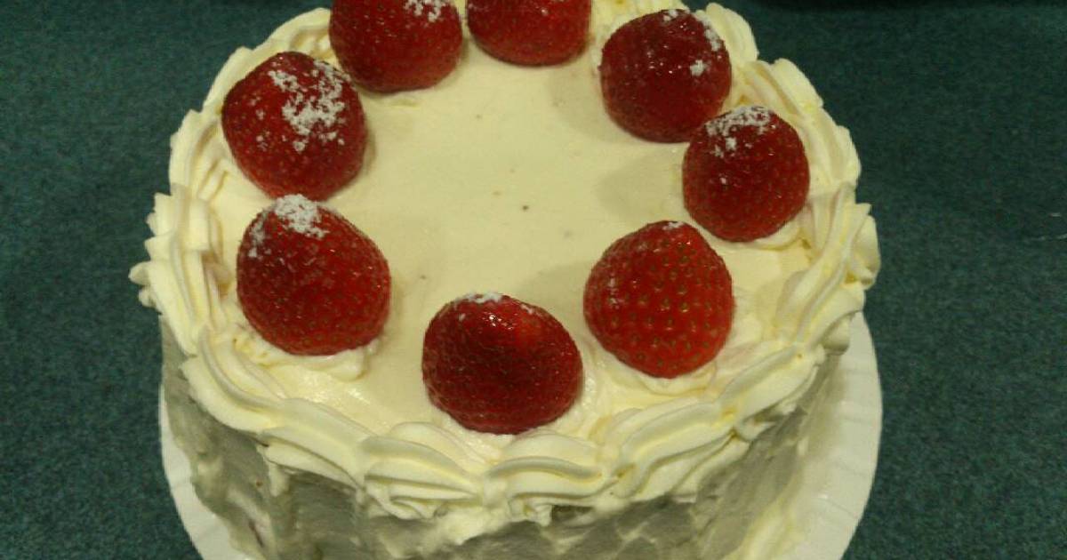 Resep stroberi cake oleh Evi Wardoyo - Cookpad