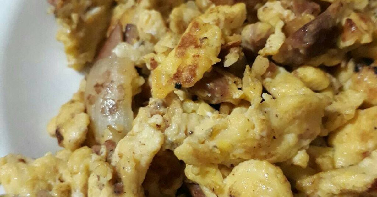Resep Scramble Egg With Sopini Sausages oleh Grace Lumentha - Cookpad