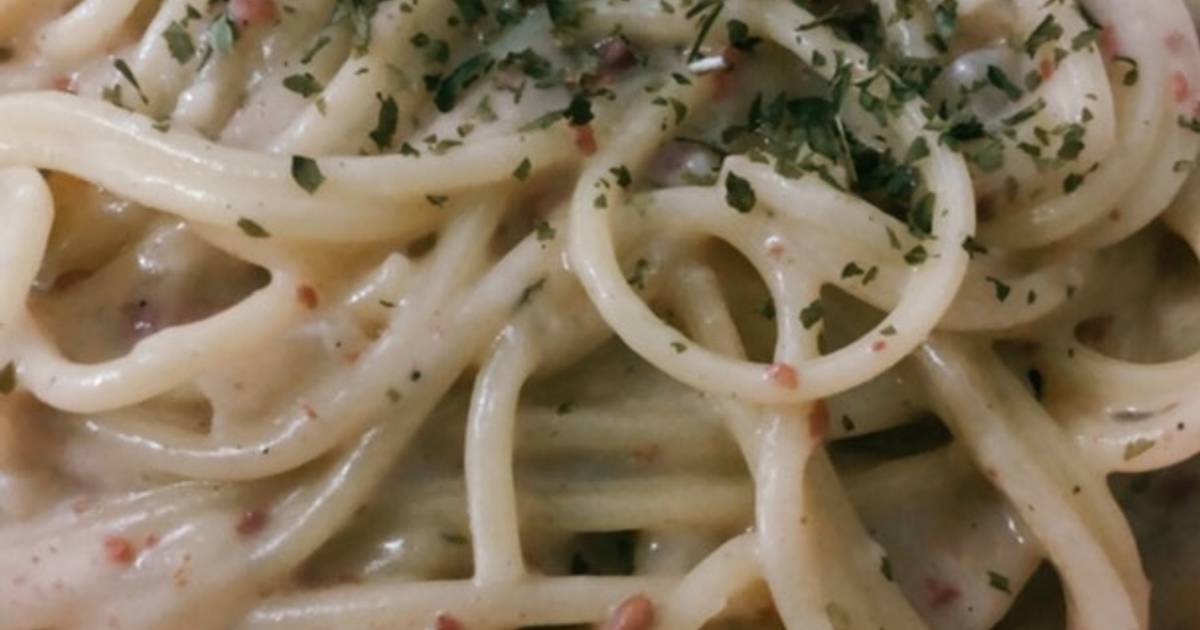 Resep Cheesy Creamy Spaghetti with Corned Beef oleh Marlene - Cookpad