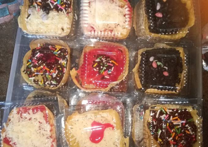 Resep Martabak manis mini oleh Nurkhairina Ramadhani - Cookpad