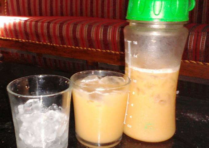 Resep Es teh susu shake (kocok manual) ala teh tarik oleh Mawar MWR ...