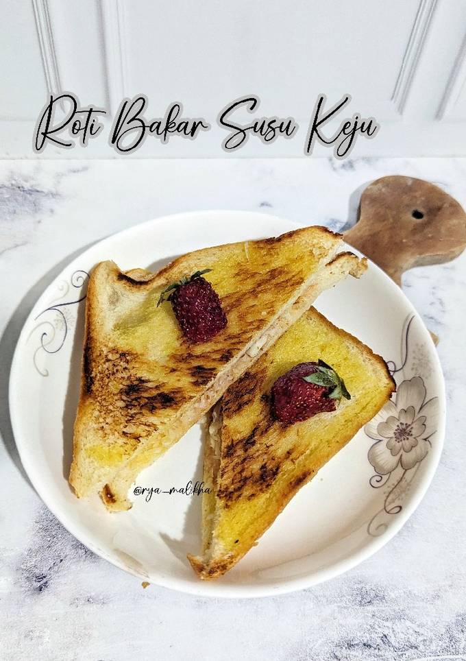 Resep Roti Bakar Susu KeJu oleh Riya Malikha - Cookpad