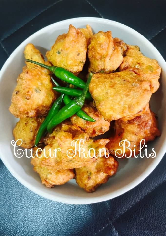 Resipi Cucur Ikan Bilis (R297) oleh Zahrah Buang - Cookpad