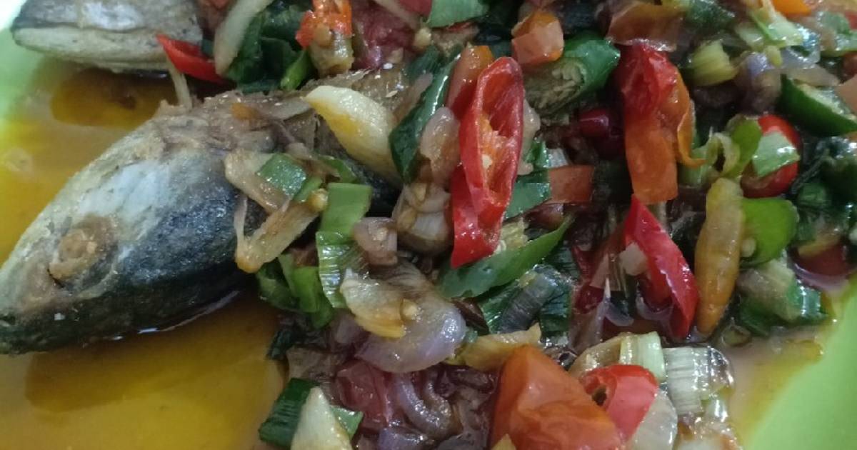 Resep Ikan PEDA Bumbu IRIS oleh 🌷Yulie Yuda Gunawan🌷 - Cookpad