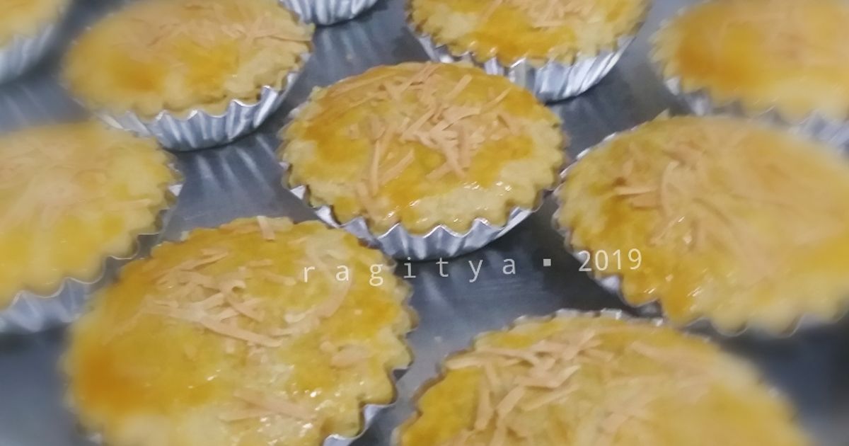 Resep Pie Ayam Kari (Chicken Curry Pie) oleh U-pi, Triyaningsih - Cookpad