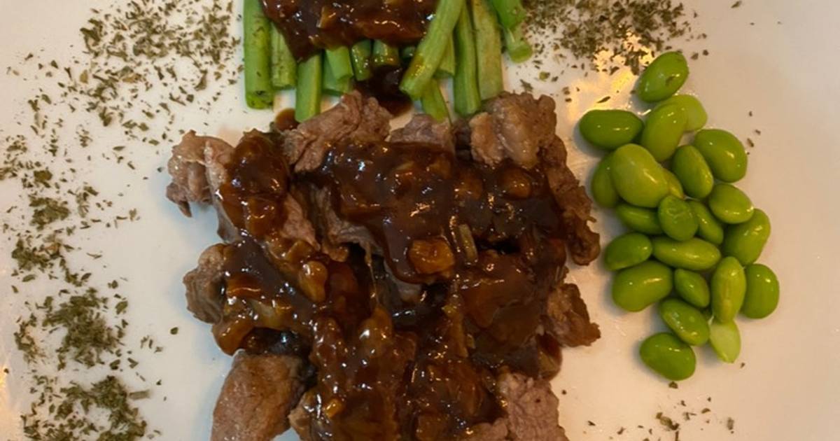 Resep Bistik daging sapi simple oleh putri batraini - Cookpad