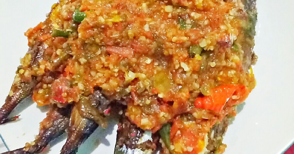 Resep Ikan Asap Sambel Setan oleh Venni Vee - Cookpad