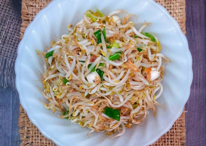 Resep Tumis Tauge Ikan Asin oleh Baking With 'Otang' - Cookpad