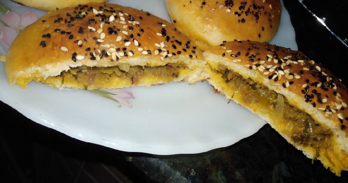 Qema buns Recipe by Baking Lover - Cookpad