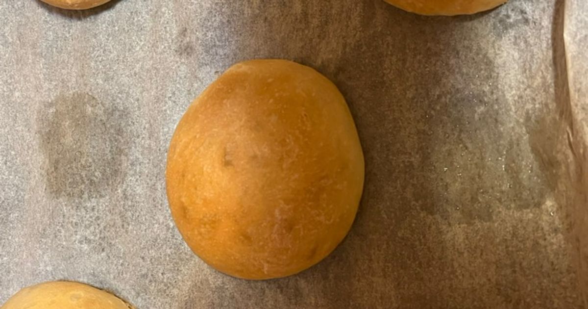 Vizes Zsemle Recept Házilag (Tang Zongh Eljárással) | Hegyi Andrásné ...