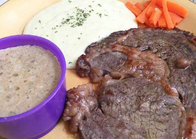 Resep Australian Wagyu Rib Eye Steak with Mushroom Sauce oleh Gunadi Kr ...