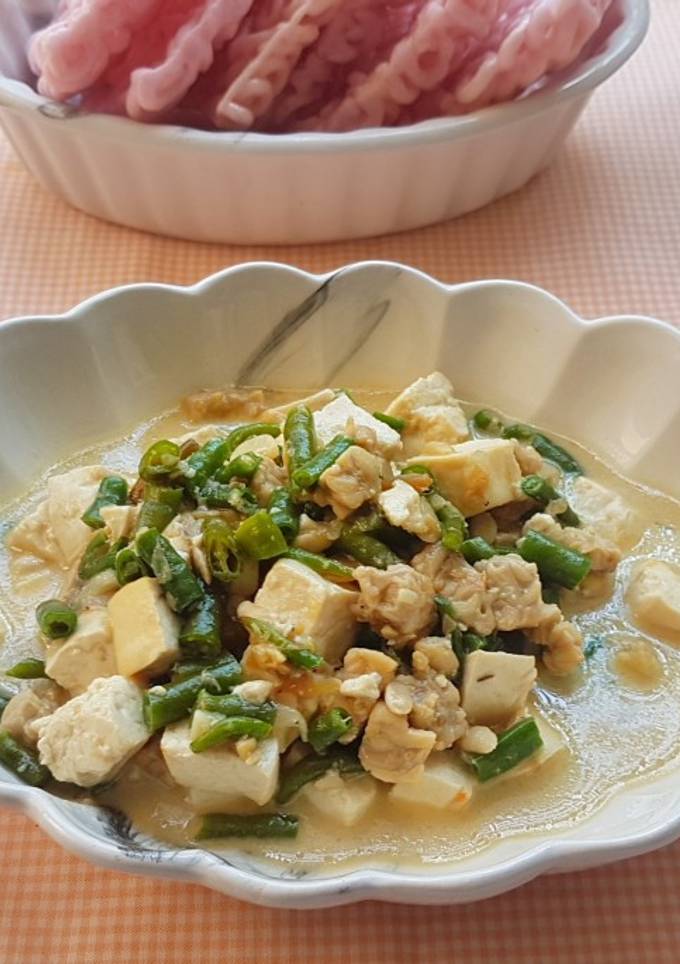 Resep Jangan Tempe Bosok Lombok Ijo oleh Tituk SK - Cookpad