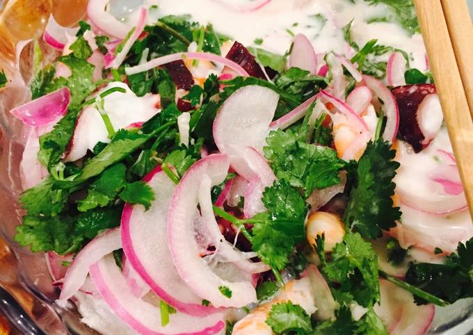 Cách Làm Món Salad bạch tuộc kiểu Ecuador của Bò - Cookpad