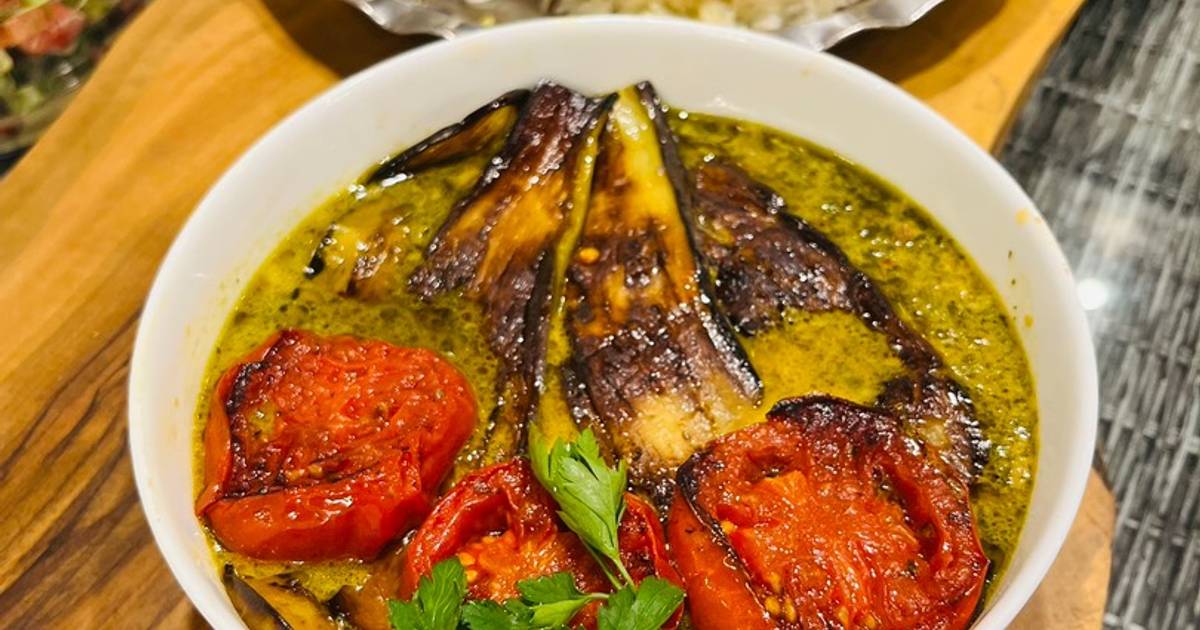 طرز تهیه خورشت کشک و بادمجان ساده و خوشمزه توسط amir hosein - کوکپد