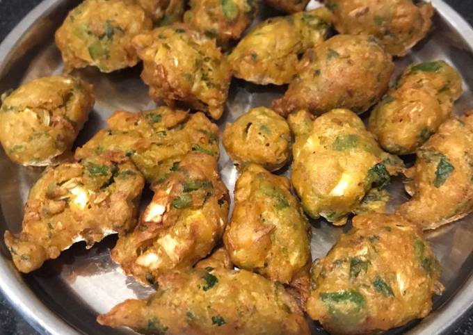 Priti Patel દ્વારા રેસીપી પકોડા(Pakoda recipe in Gujarati) - કૂકપૅડ