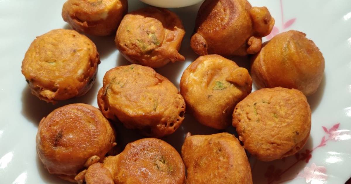 Egg Pakoras Recipe by rama - Cookpad