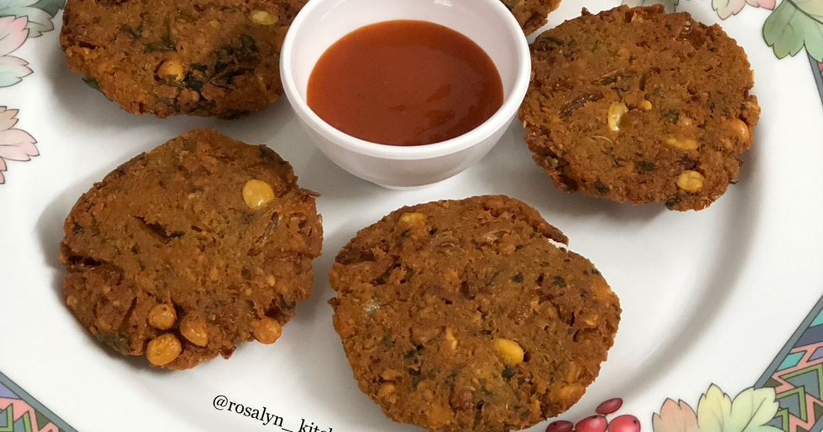 South Indian Masala Vada Recipe by Rosalyn John - Cookpad