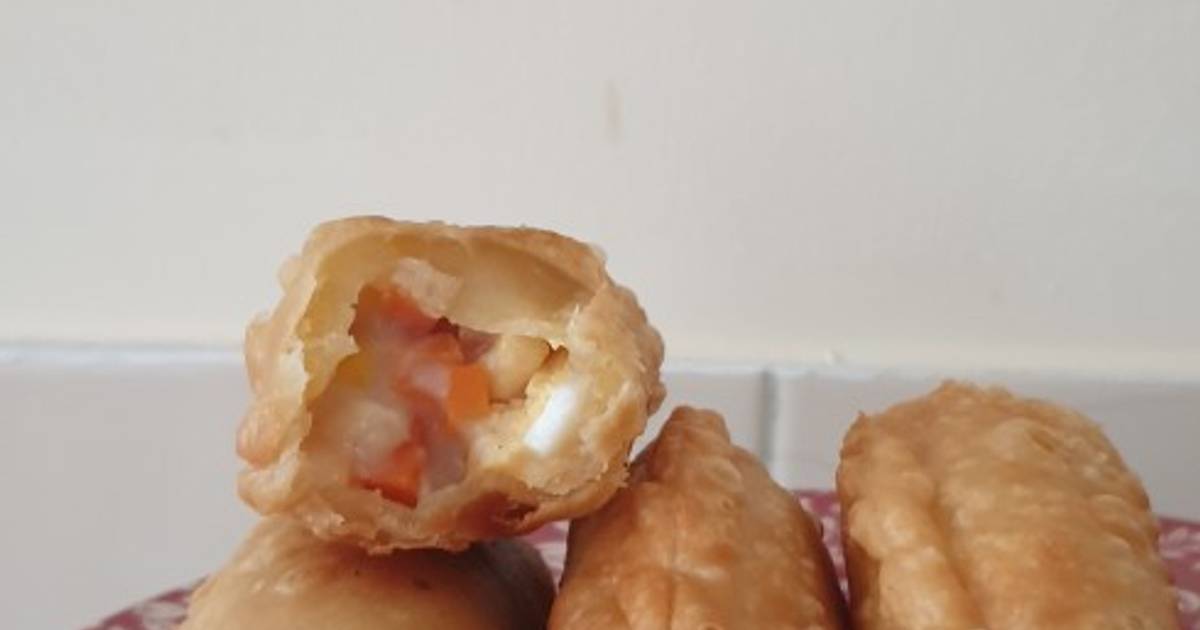 Resep Pastel rogout oleh Geidy Ariendi - Cookpad