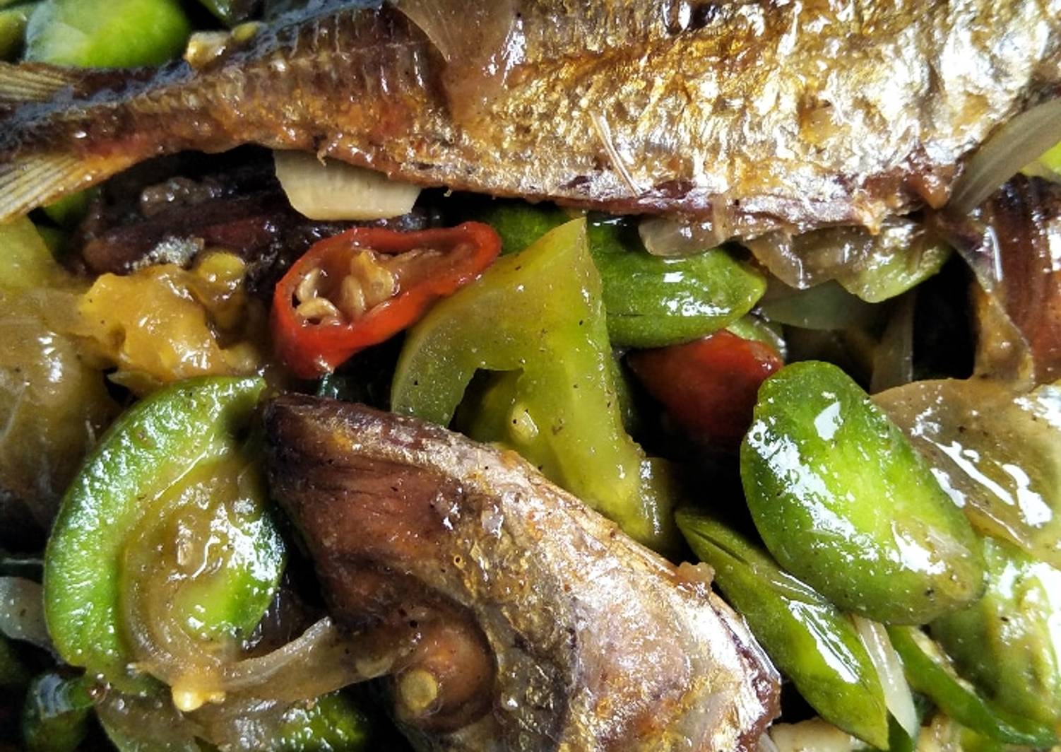 Resep Tumis Ikan Peda Pedas Manis oleh Elin Tamala - Cookpad
