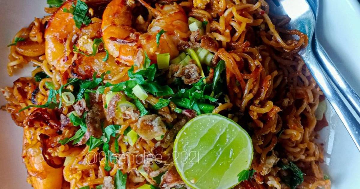Resipi Maggi Kari Goreng Ala Mamak oleh Q'leenalee's Kitchen - Cookpad