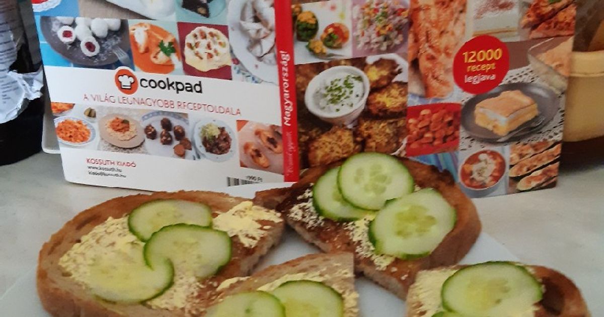 Vajas Piritos Kenyer Uborlaval | Istvánné Vaskó receptje - Cookpad receptek