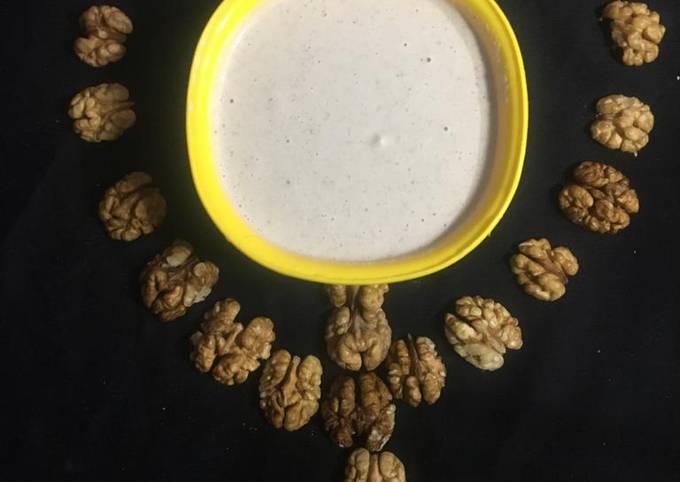 Akhrot (Walnut) Chatani Recipe by Nirmal Kaur - Cookpad