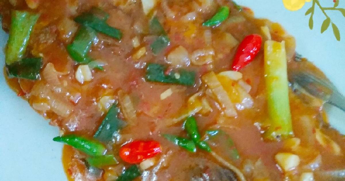 Resep Gurame asam manis saos homemade oleh Nina - Cookpad