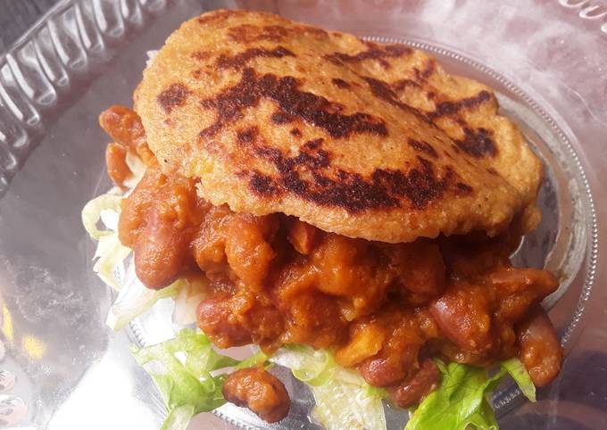 Arepas🍘🌽de guineo o plátano🍌verde rellenas🤔 Receta de Natalie camargo ...