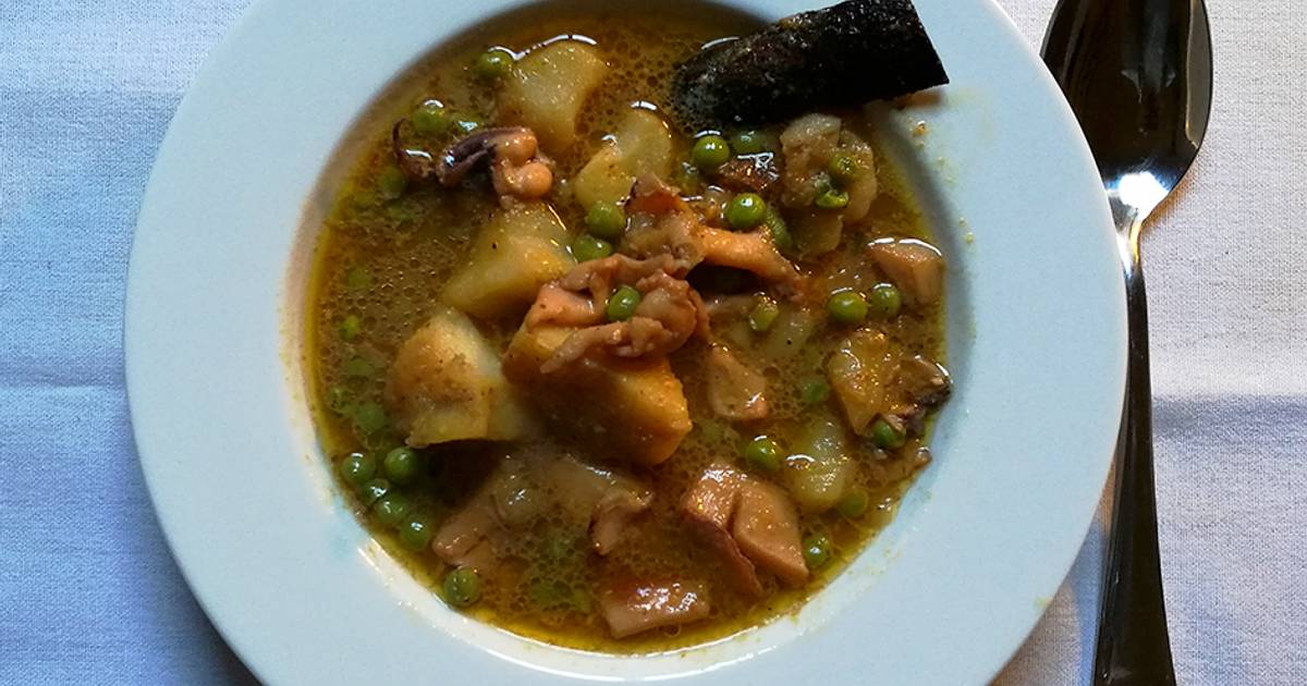 Sepia guisada con patatas y guisantes Receta de Mayte Deza Artiaga- Cookpad