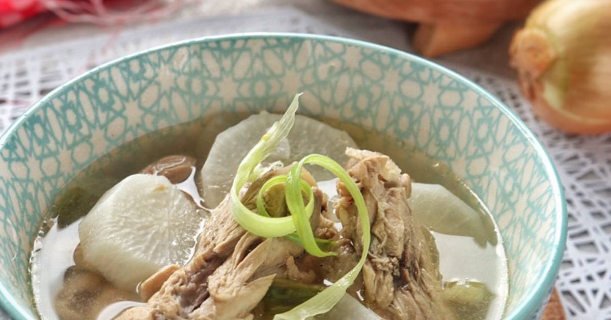 Resep Sup Ayam Lobak Segar oleh Frielingga Sit - Cookpad