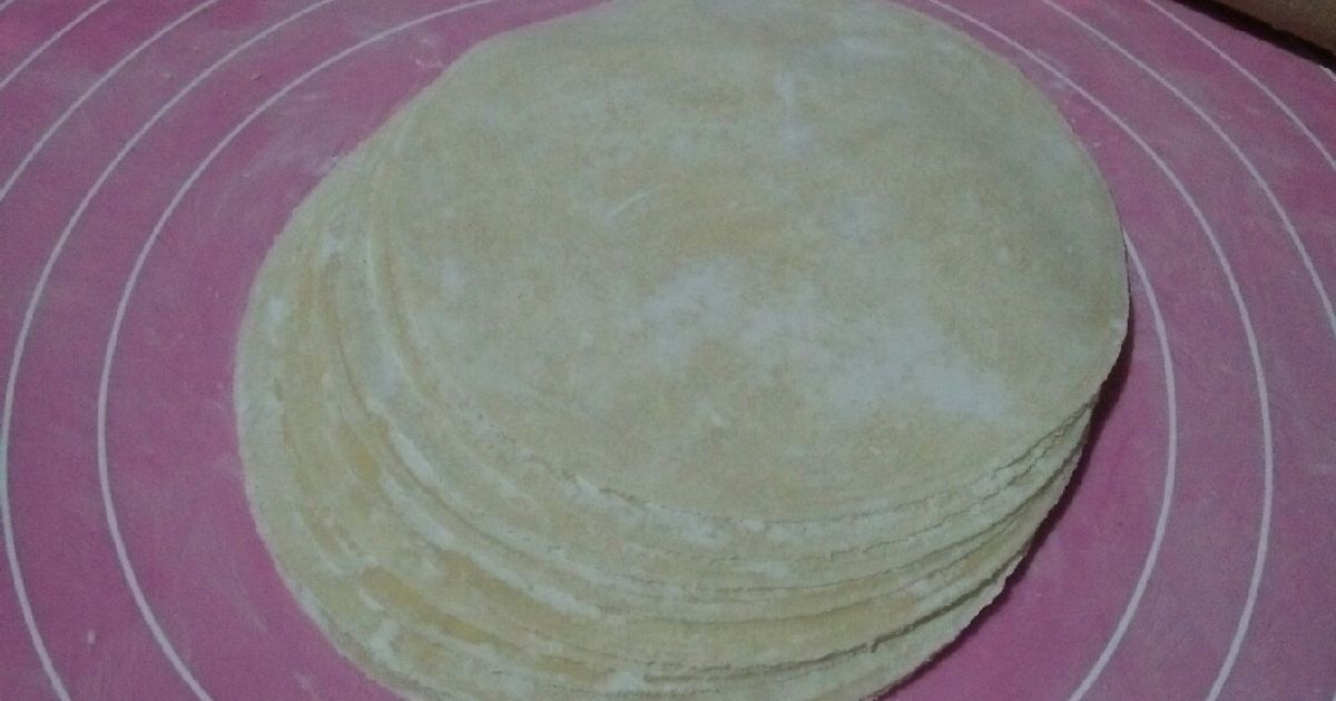 Resep Kulit Dimsum/Gyoza/Kuoti/Pangsit oleh Dapur Amalia Rizki - Cookpad