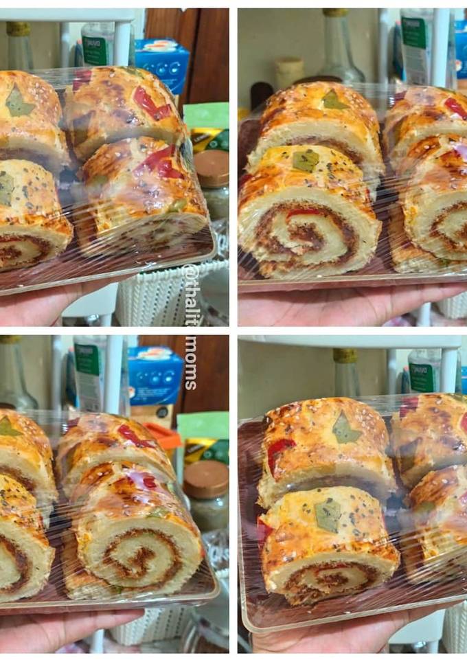 Resep Resep Roll Abon ala ka vivi oleh Thalita Moms - Cookpad
