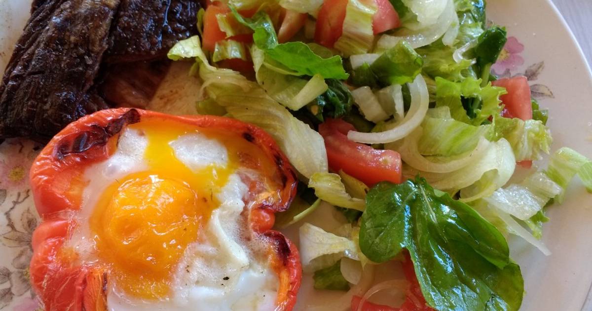 Entraña, morrón con huevo y papas a la parrilla con ensalada Receta de ...