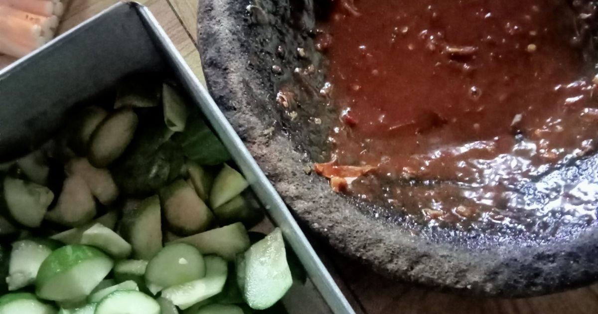 Resep Lutis Kedondong Dan Timun oleh Dini Andrii - Cookpad