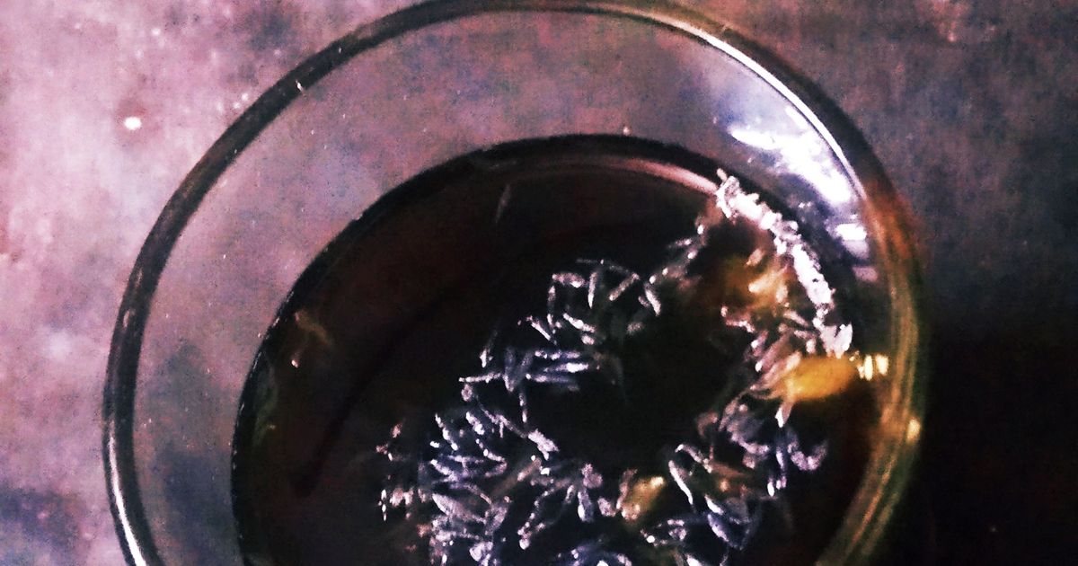 Sour Lemon Tea Recipe by Shivani gori - Cookpad
