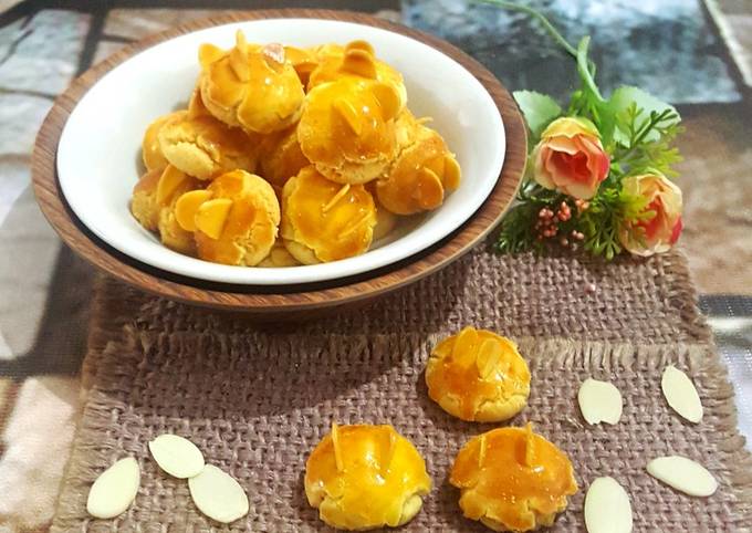 Resep Kue Kering Almond oleh Giacinta Permana - Cookpad