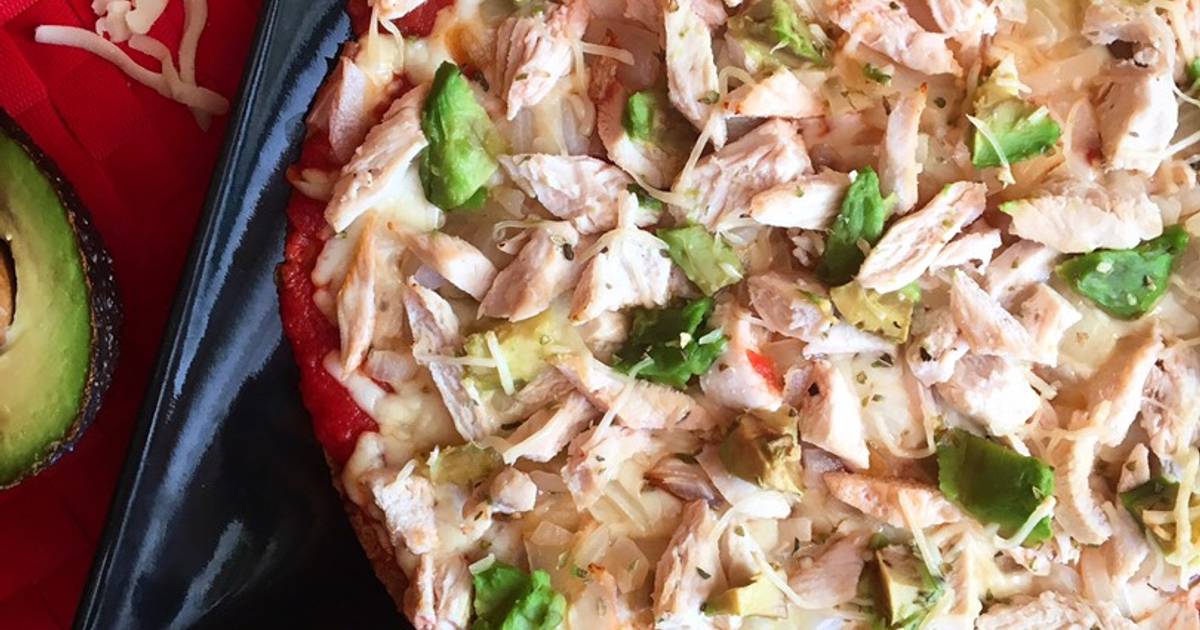 Pizza fit de pollo y aguacate Receta de Nuritmica.fit- Cookpad