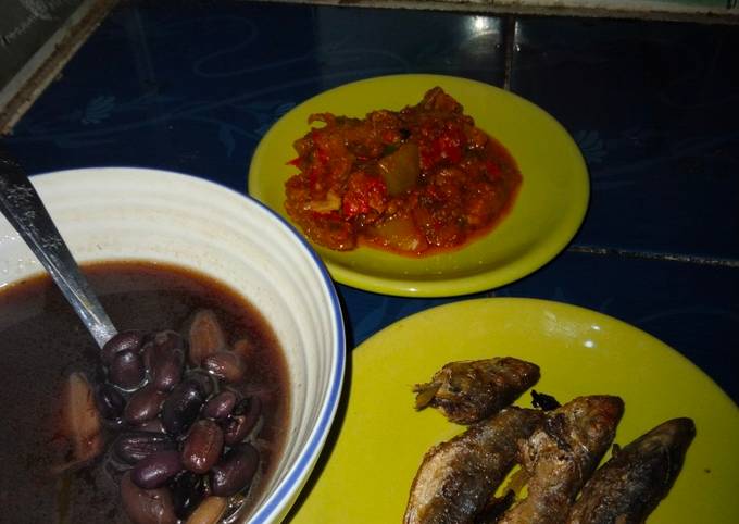 Resep Sayur kacang hitam oleh Kinan Fianasalsabila - Cookpad
